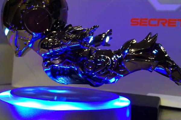 Magnetic Floating Iron Man – I*Need*It
